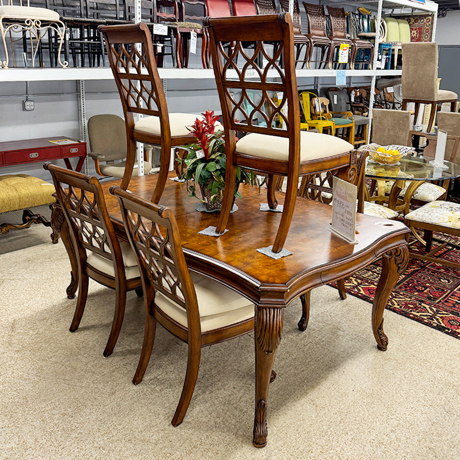 Dining table- wood, 6 chairs, 2 leaves – The Exchange